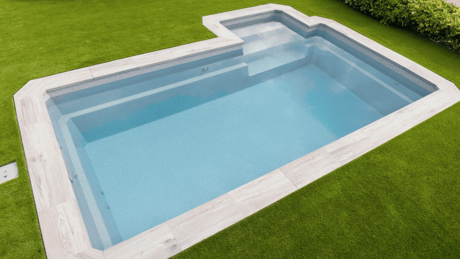Colours for modern pools | Ceramic de Luxe